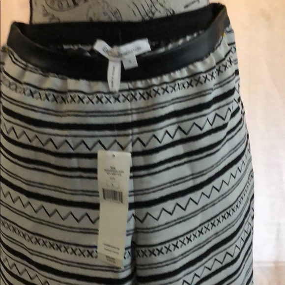 BCBGeneration | Pants & Jumpsuits | Bcbgenaration Tribal Print Pants ...